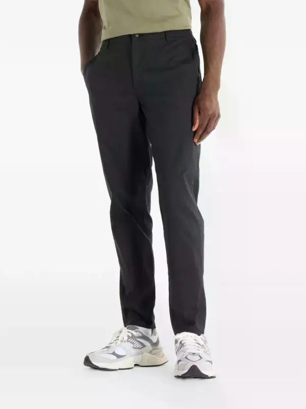 NEW BALANCE Athletics Standard 30 Tapered Trousers