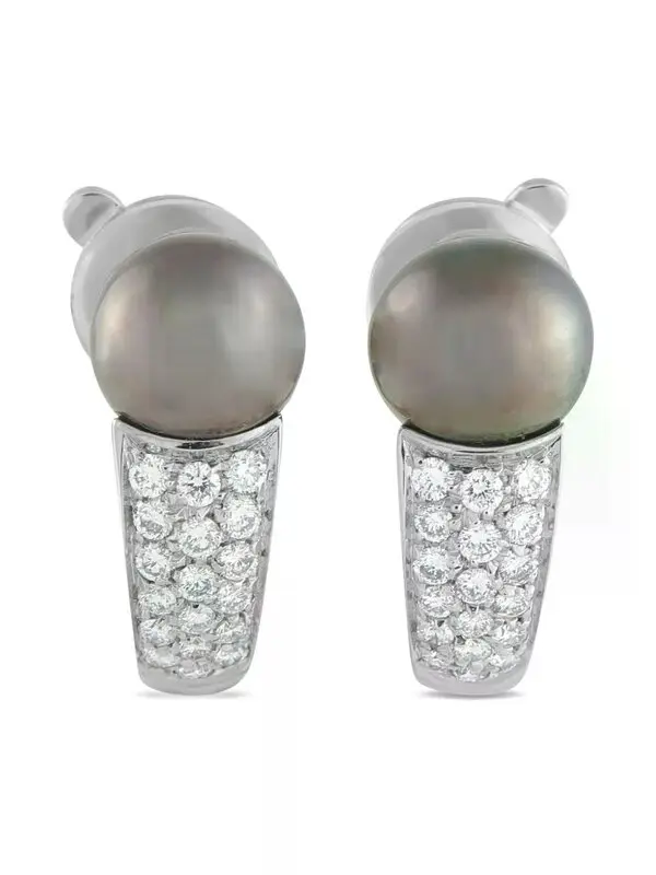 Boucheron 18k White Gold Diamond And Black Pearl Clip-on Earrings - Silver