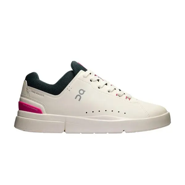 On The Roger Advantage Sneakers - White