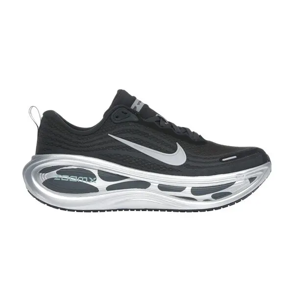 Nike Vomero Plus Sneakers
