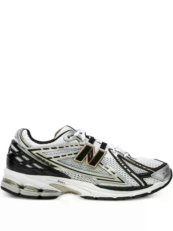 NEW BALANCE Logo-patch Sneakers - Grey
