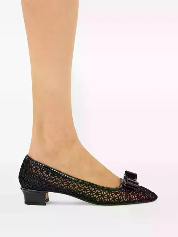 FERRAGAMO Vara Bow-detail Pumps - Black
