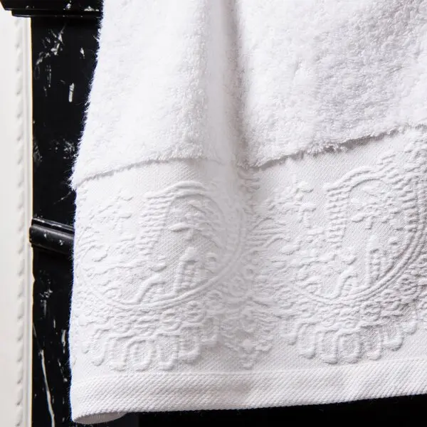 ANNE DE SOLENE Heritage Bath Towel