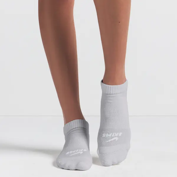 Nike Skims Dri-fit Ankle Socks - Multicolor