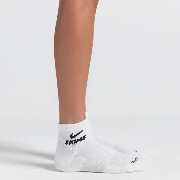Nike Dri-fit Quarter Socks