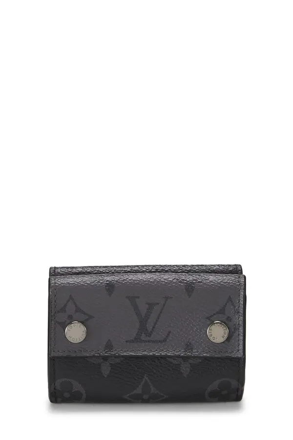 LOUIS VUITTON Reversed Monogram Eclipse Discovery Compact Wallet - Black