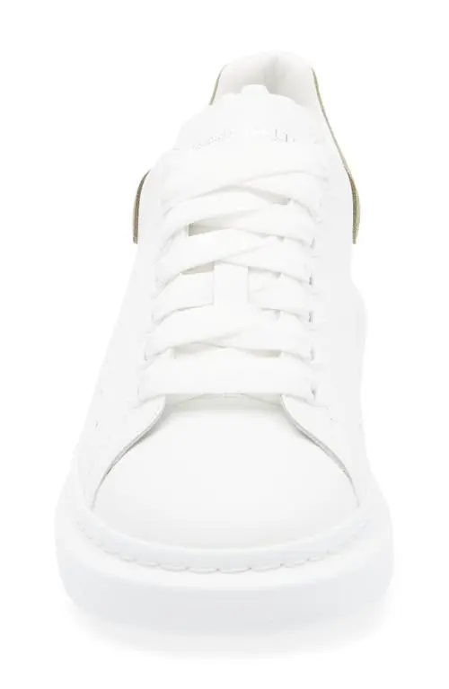 Alexander McQueen Oversized Sneaker - Ivory