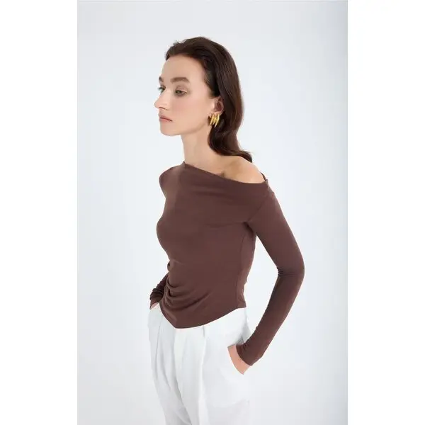 MONLICIA Aura One Shoulder Draped Top - Brown