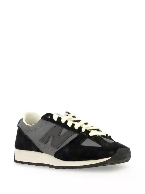 NEW BALANCE Lace-up Round-toe Sneakers - Black