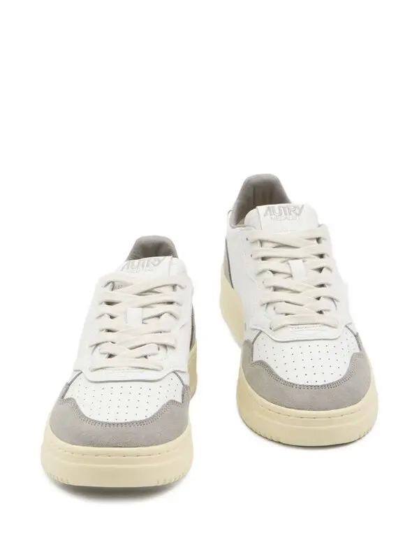 AUTRY Medialist Low Leather Sneakers - Grey