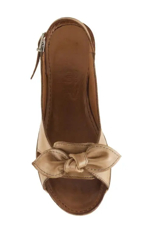 SPRING STEP SHOES Chassidy Wedge Sandal - Tan