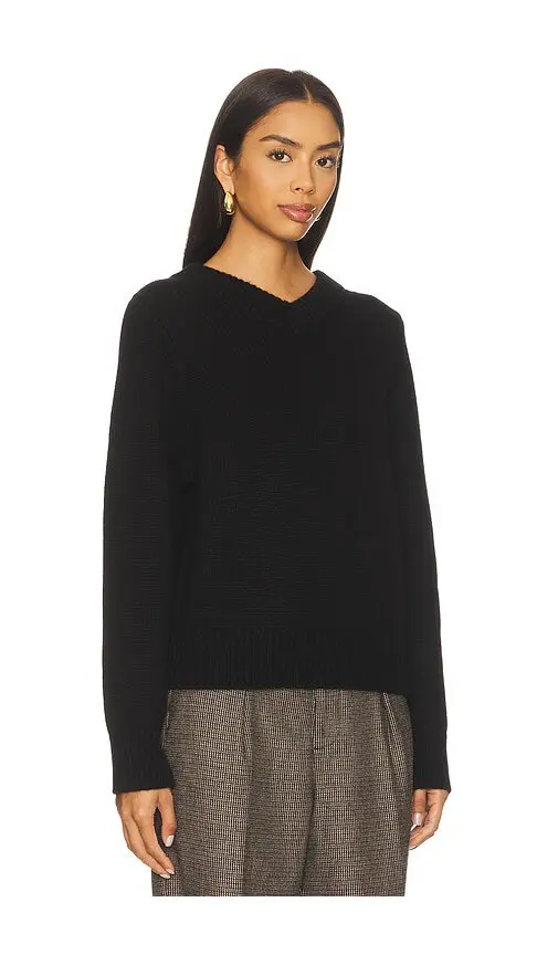 Soft Goat Chunky V-neck Cashmere Sweater