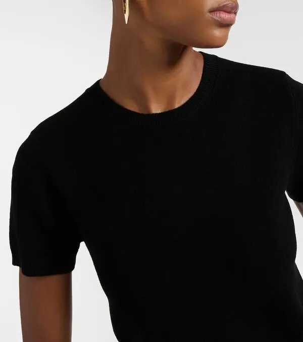 Vince Wool And Cashmere-blend Sweater - Black