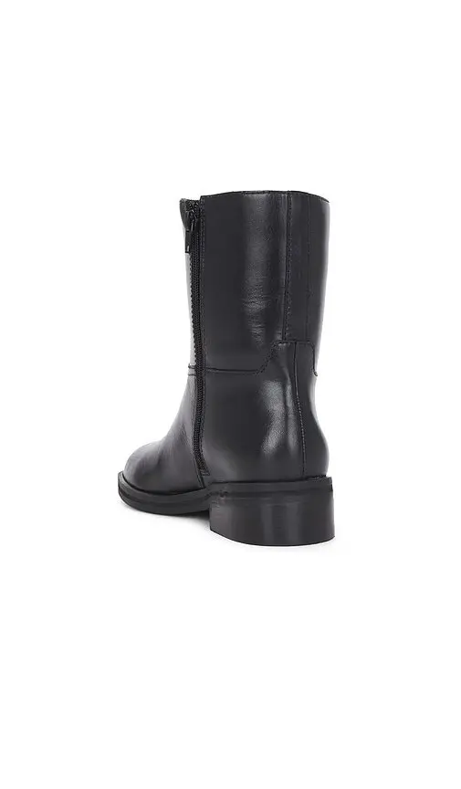 Lpa Tracer Bootie