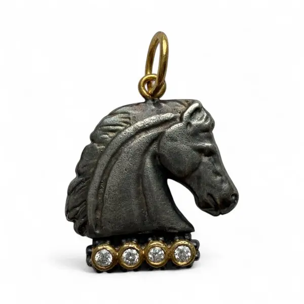 OUF! Horse Charm With Diamonds - One-color