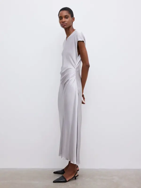 HOUSE OF DAGMAR Fluid V-neck Midi Dress