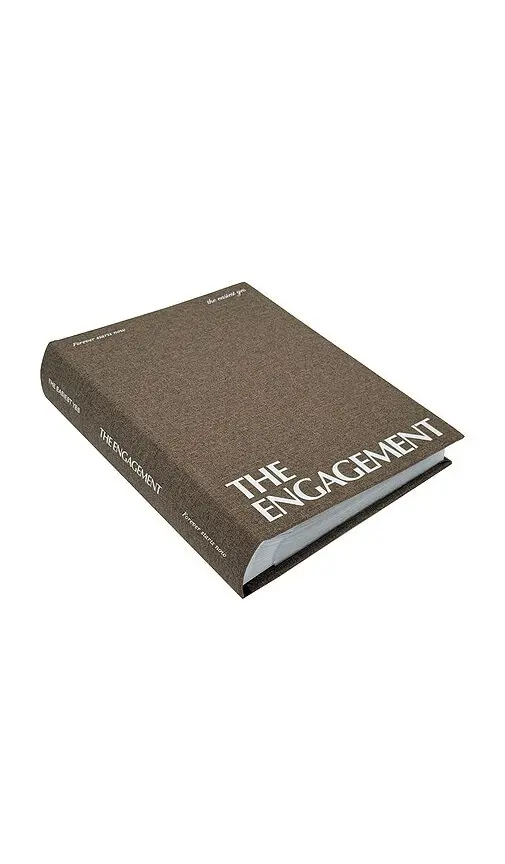 THE CEREMONY CLUB Engagement Photo Album In Brown - Brown Linen