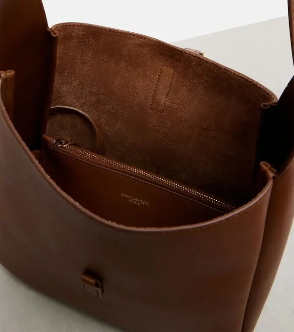 Saint Laurent Le 5 À 7 Small Leather Tote Bag