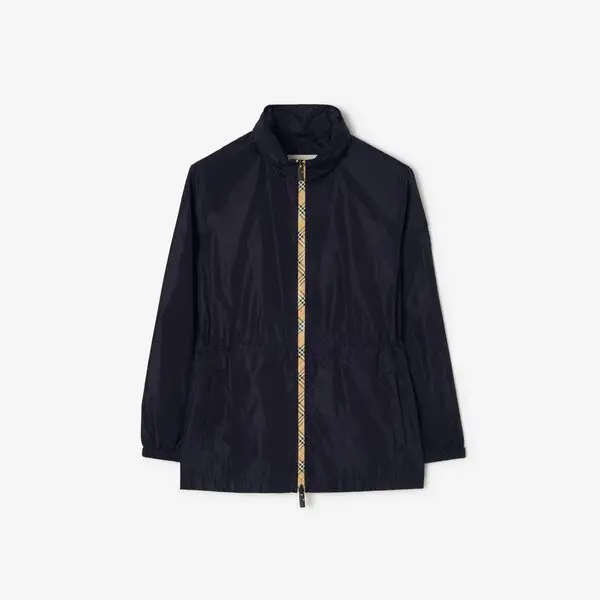 Burberry Short Blackpool Parka In Nylon - Navy