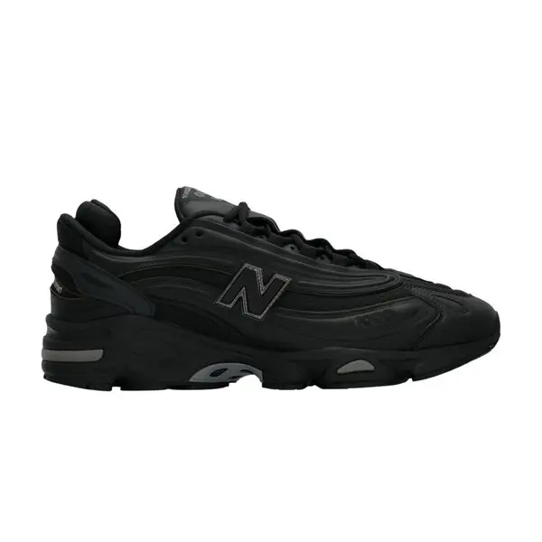 NEW BALANCE 1000 Sneakers - Black