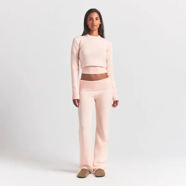SKIMS Ribbed Long Sleeve Fitted Crew Neck Sweater Knit - Primrose