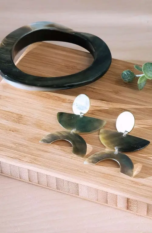 Likhâ Mother-of-pearl Geometric Dangle Earrings