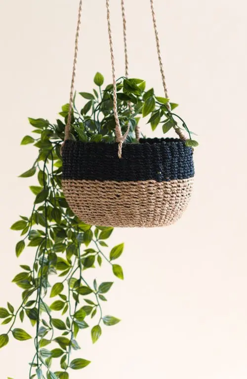 LIKHA Round Hanging Basket - Natural + Black