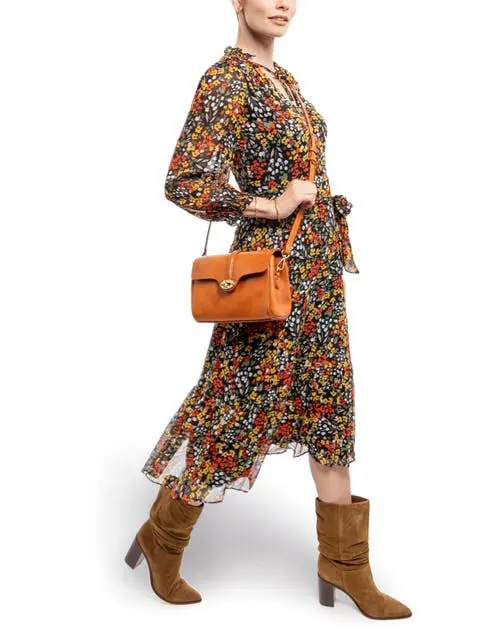 OLD TREND Laurel Leather Crossbody - Caramel