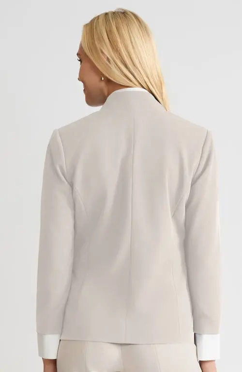 Ming Wang Tailored Stretch Deco Crepe Blazer - Limestone/white