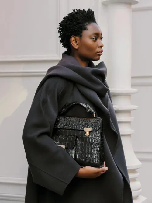VIE LORIE Vanna Top Handle Bag