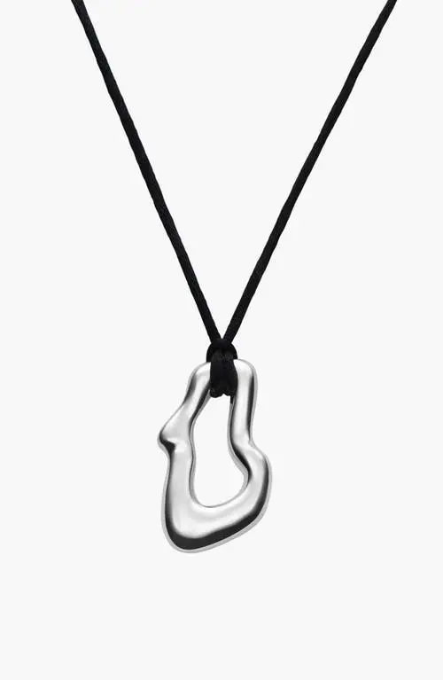 OAK & LUNA Dome Wavy Pendant Necklace - Silver Plated