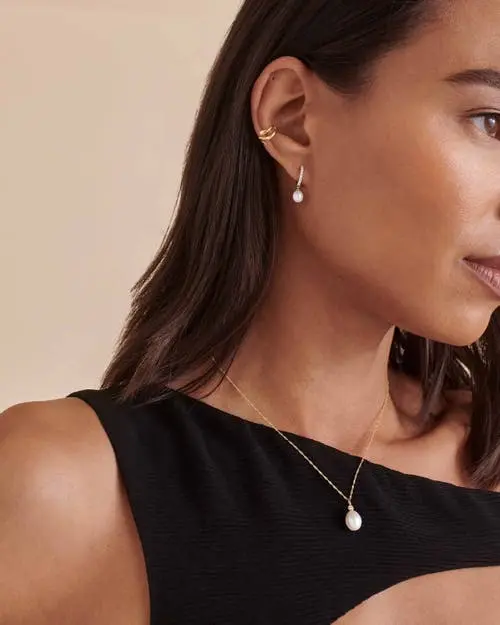 EDGE OF EMBER 14ct Gold Necklace With Diamond And