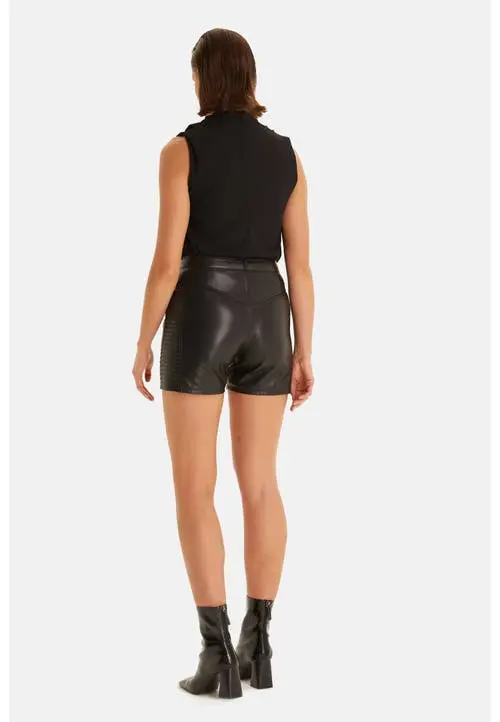 FURNIQ UK Leather Fashion Short