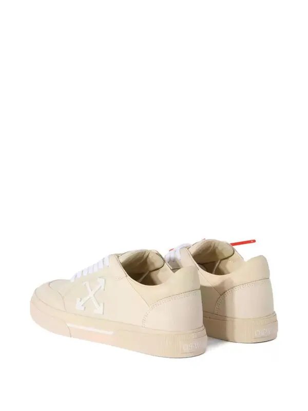 Off-White Arrow Vulc Low Sneakers