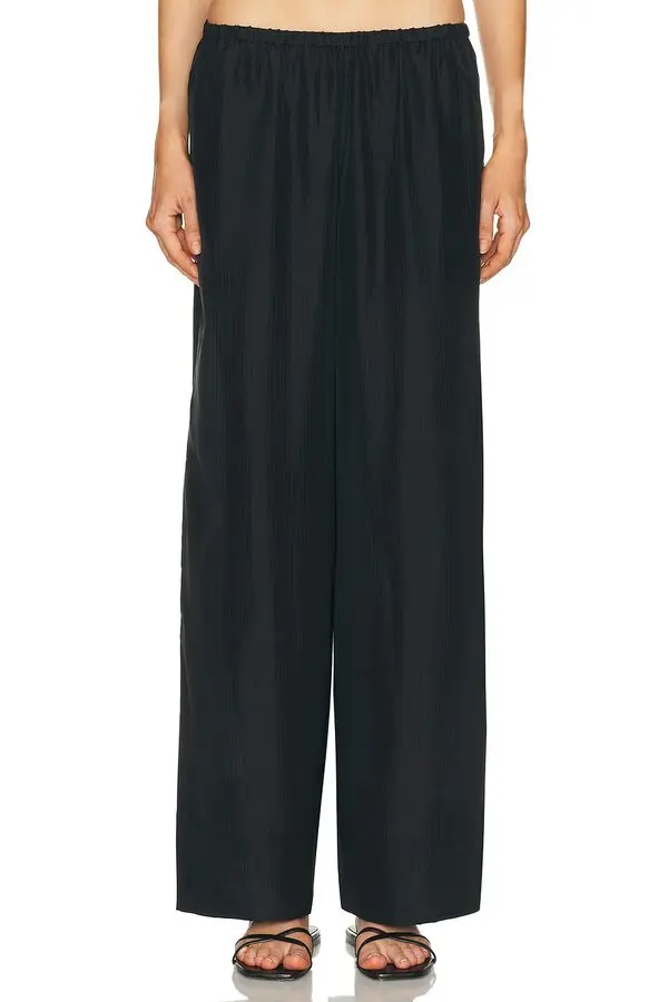 ST. AGNI Silk Grid Relaxed Pant