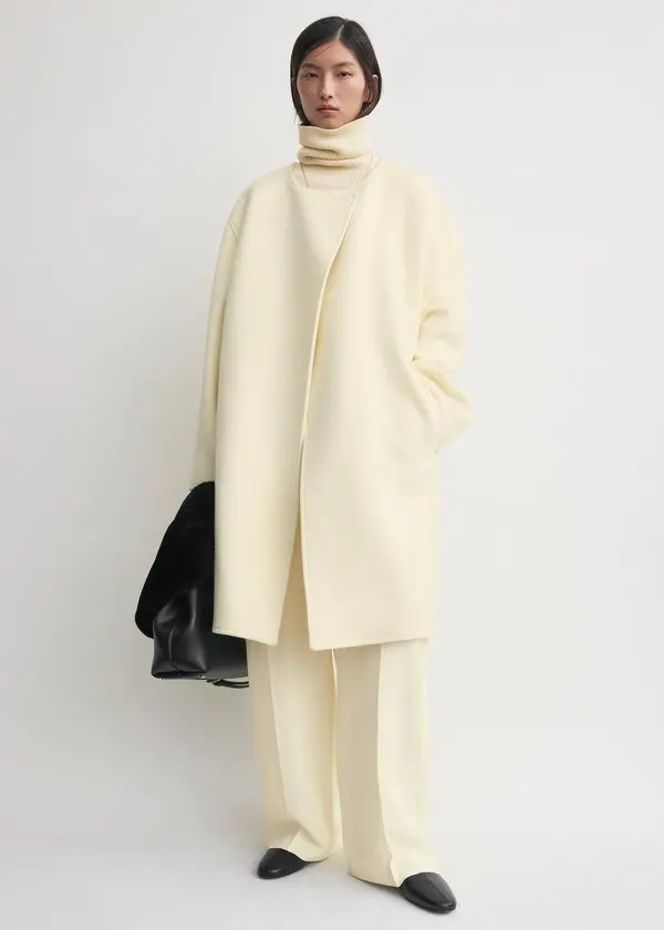 TOTEME Felt Coat Collarless