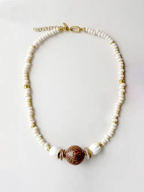 BY LILLA Fiji Necklace - Multi