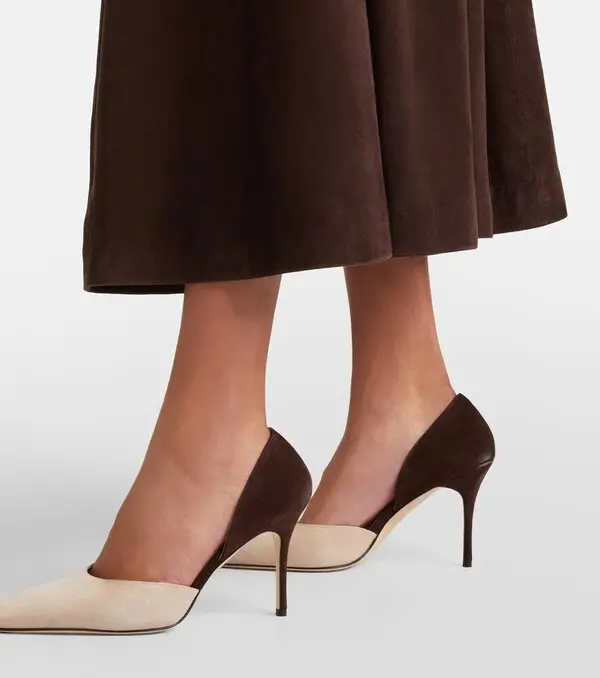 Manolo Blahnik Taylerbinu 90 Suede Pumps - Beige