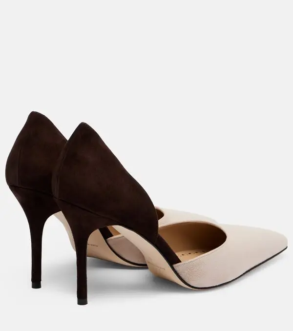 Manolo Blahnik Taylerbinu 90 Suede Pumps - Beige