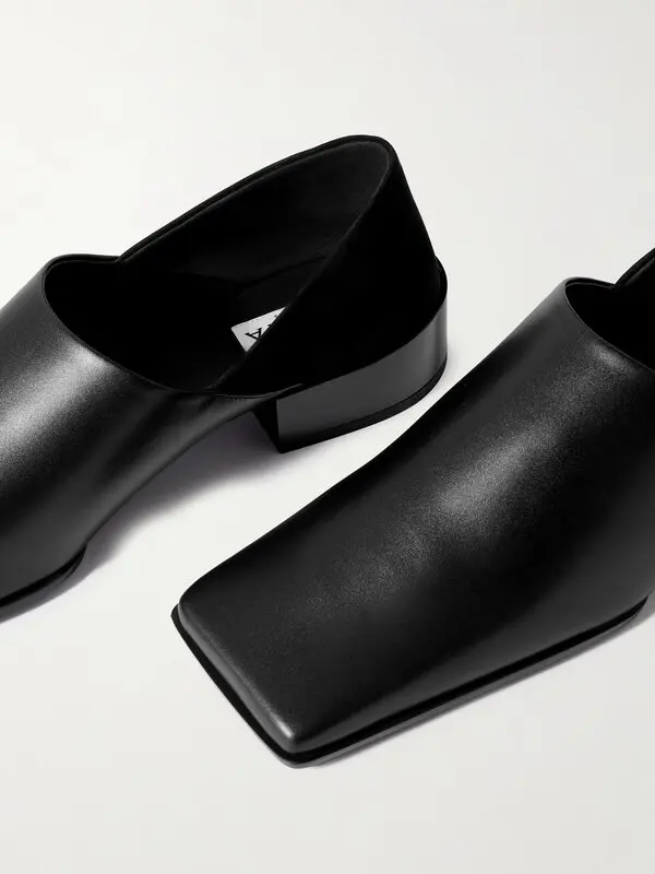 Alaïa Leather And Nubuck Loafers - Black