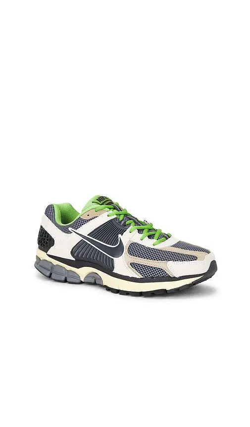 Nike Zoom Vomero 5 - Pale Ivory  Off Noir  & Smoke Grey