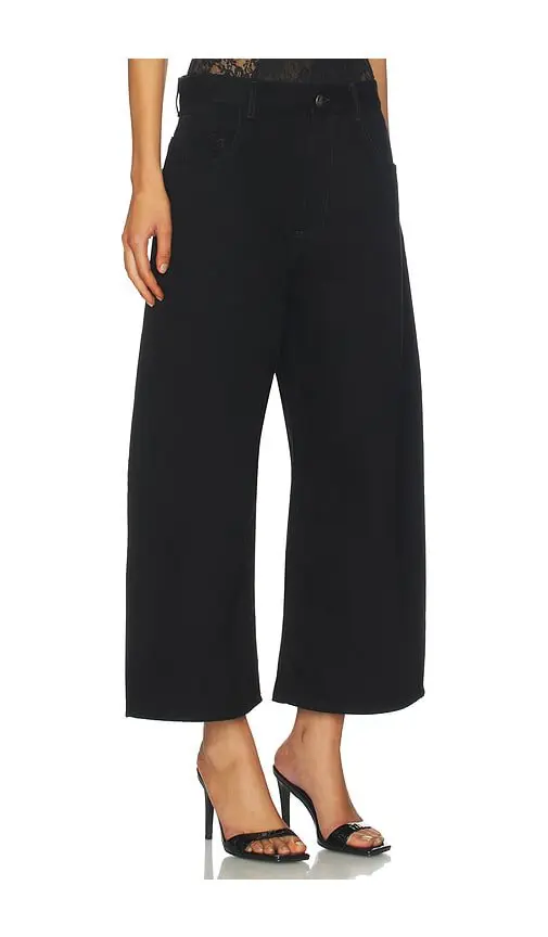 Attico Curved Short Leg Denim - Black
