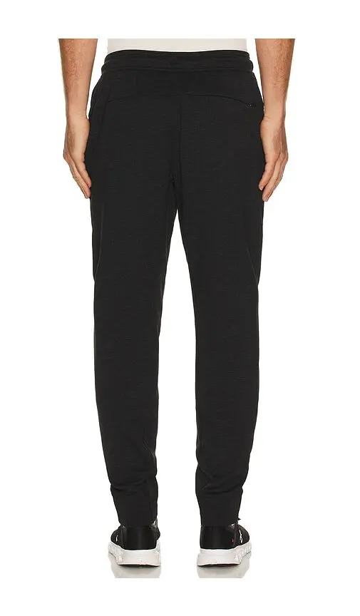 LEGENDS Hawthorne Tech Pant In Black