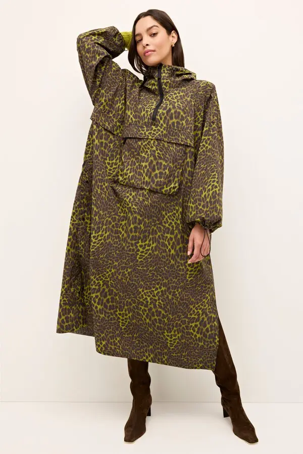 MARIE OLIVER Desirae Poncho