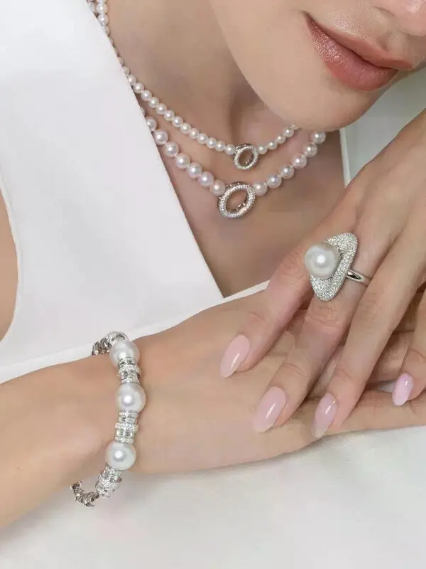 Yoko London Starlight Pearl And Diamond Bangle
