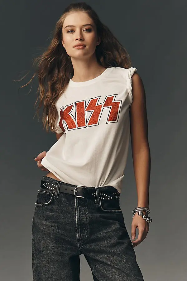 LETLUV Glitter Kiss T-shirt Top