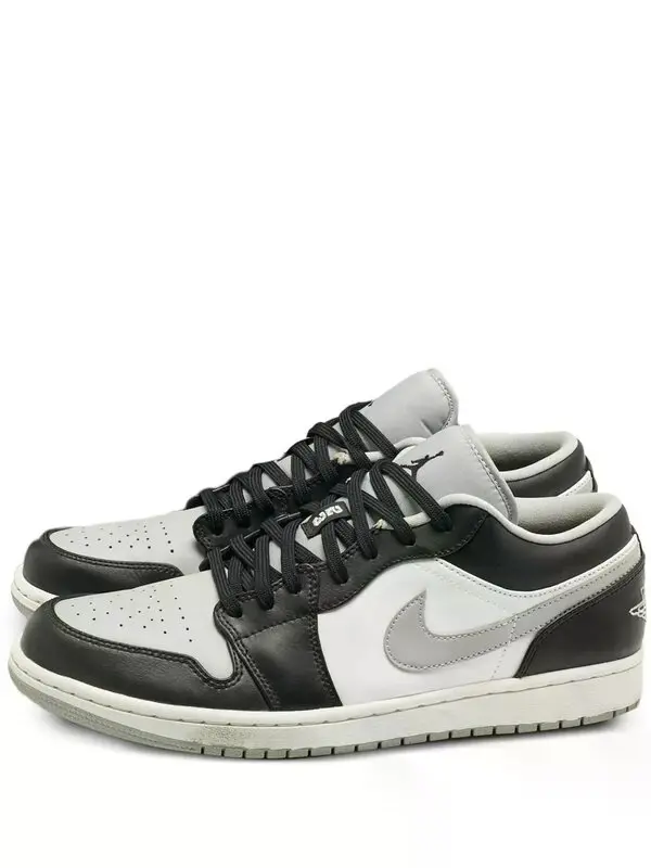JORDAN Air 1 Leather Low Sneakers - Black