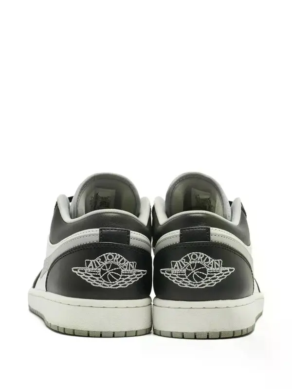 JORDAN Air 1 Leather Low Sneakers - Black