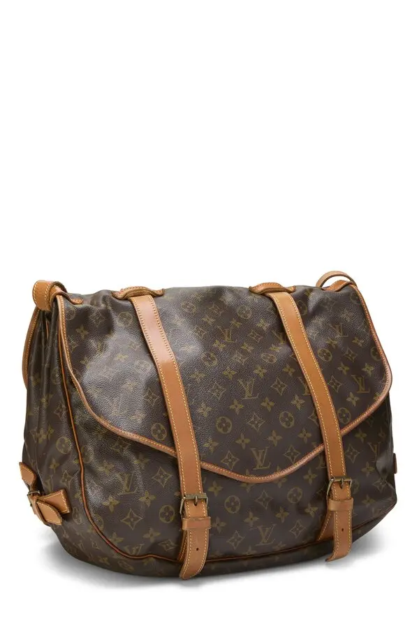 LOUIS VUITTON Monogram Saumur 43