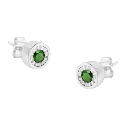 HAUS OF BRILLIANCE Silver 1/4 Ct Green Diamond Stud Earrings - White